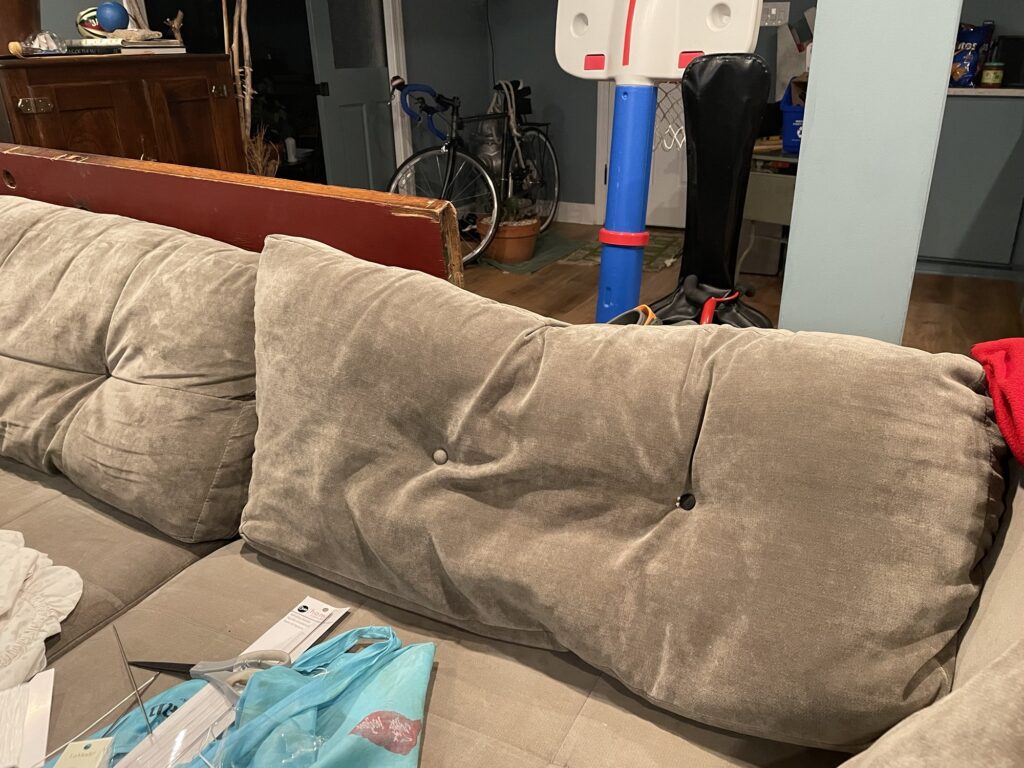 Weekly recap + what we ate: sick week and random FIGS – Life Off Headset